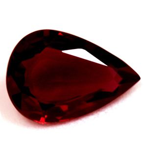 0.68 Karat Tropfen Form Ruby Gemstone
